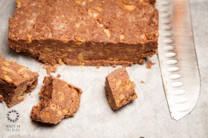 Chocolate fudge with graham crackers - What's on the PlateWhat's on the ...